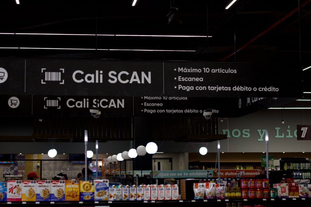 Calimax plus › Axlum